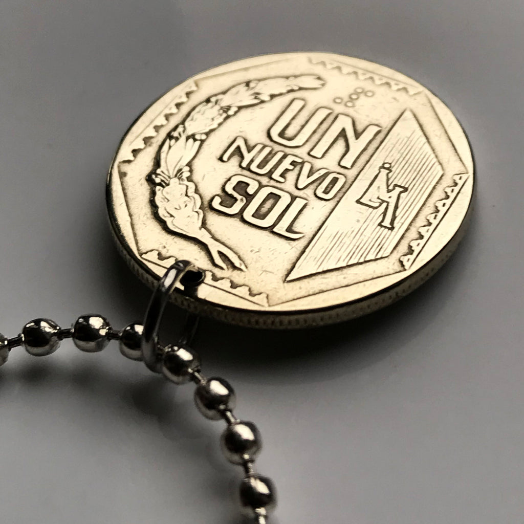 1992 Peru 1 Sol coin pendant Peruvian escudo llama Cuzco Lima Puno alp ...